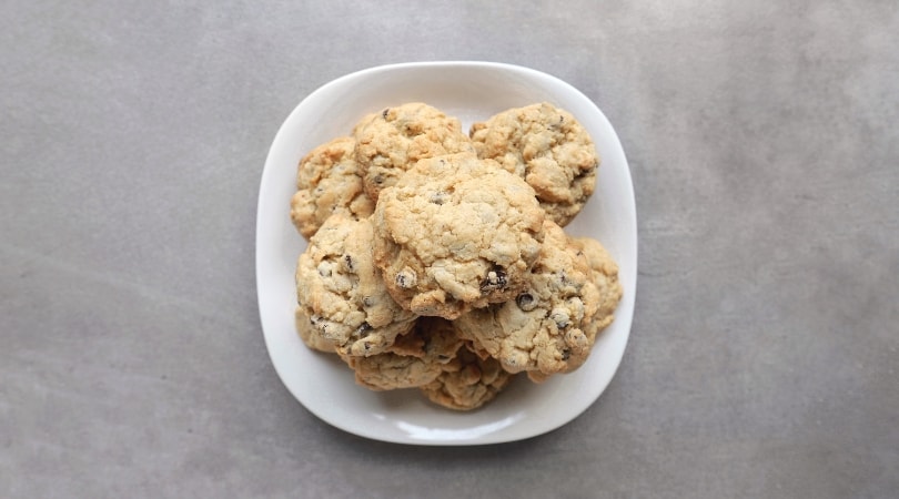 Low FODMAP Chocolate Chip Cookies - The FODMAP Formula
